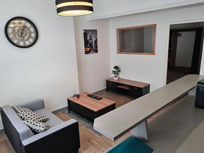 Appartement 1 pièce à louer - Carmes Sud, Orléans