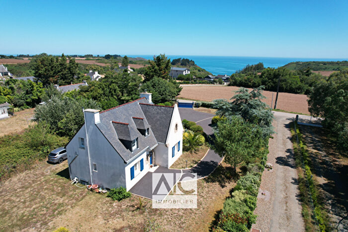 Maison à vendre - Plouézec - 7 pièces - 5 chambres