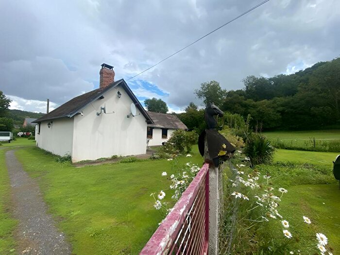Maison 4 pièces à Fontaine-le-Bourg, à vendre