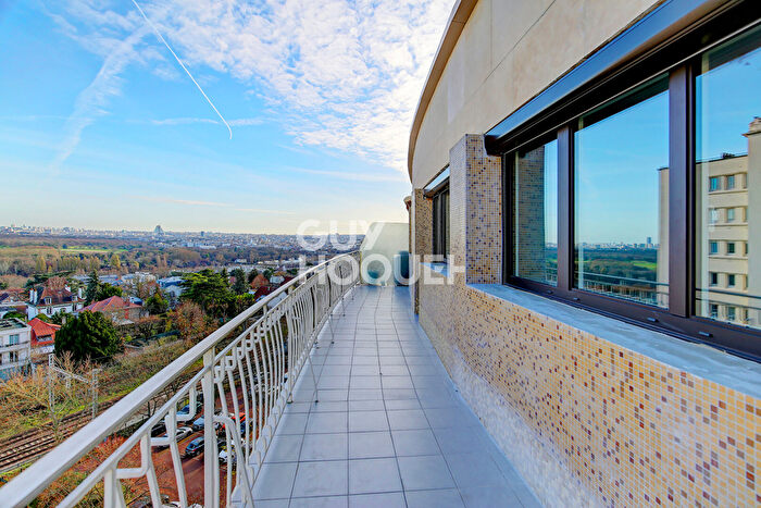 Appartement à louer - Saint-Cloud, Fouilleuse, Val dOr - 4 pièces - 3 chambres