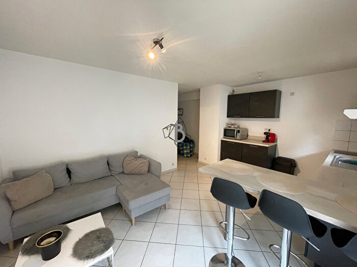Onet-le-Château : Appartement 2 pièces à louer