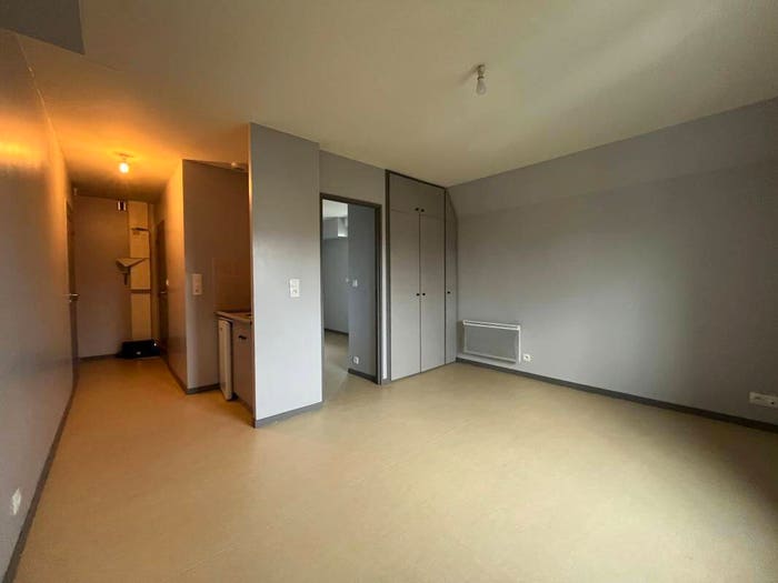 Forêt de la Madeleine-Cités Unies, Évreux - Appartement 2 pièces à louer
