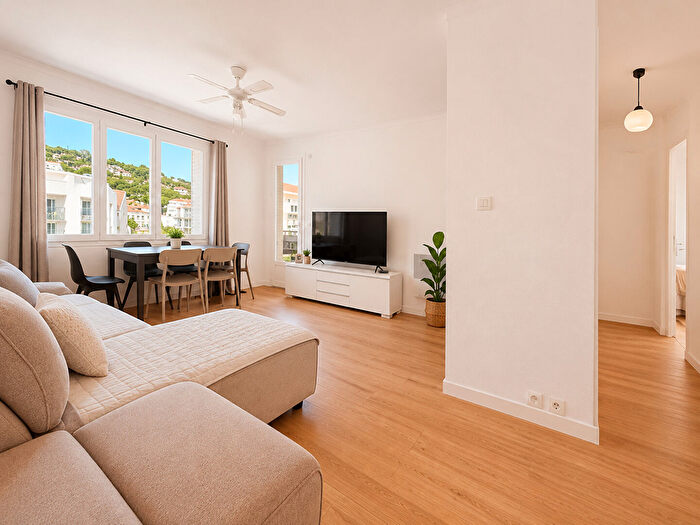 Saint-Mandrier-sur-Mer : Appartement 3 pièces à vendre