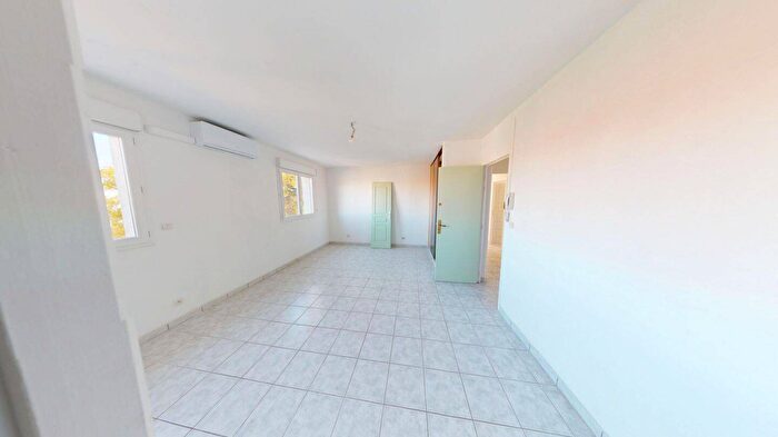 Centre Ville, Frontignan : Appartement 1 pièce à louer