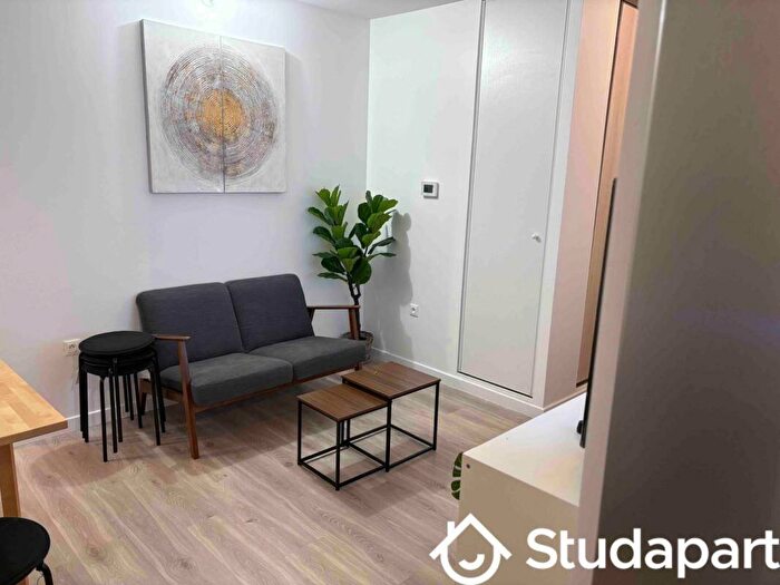 Appartement à louer - Vilmorin, Massy - 1 pièce - 2 chambres