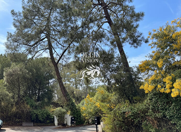 Maison à vendre - La Teste-de-Buch - 6 pièces - 4 chambres