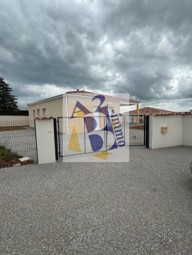 Maison à louer - Brie - 4 pièces - 3 chambres