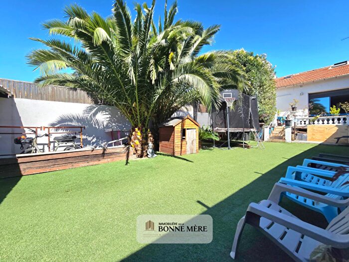 Maison à vendre - Marseille e , Le Canet - 4 pièces - 3 chambres