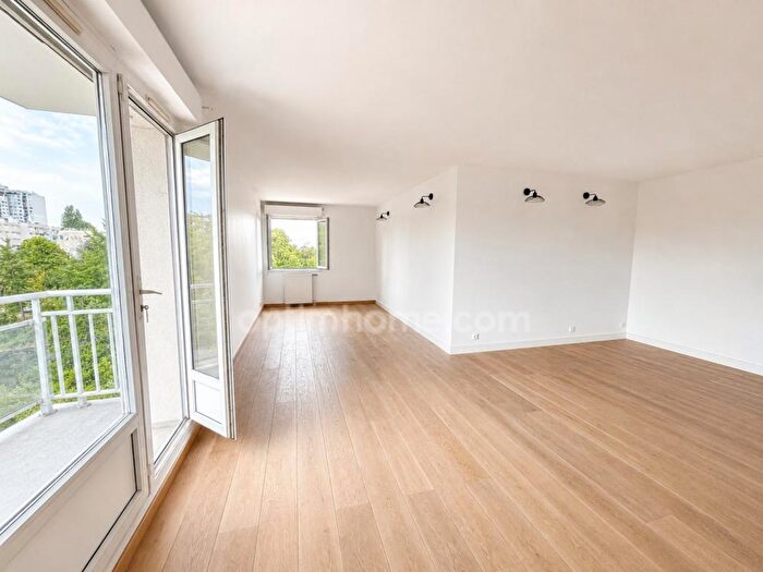 Chatou, Nord : Appartement 5 pièces à vendre