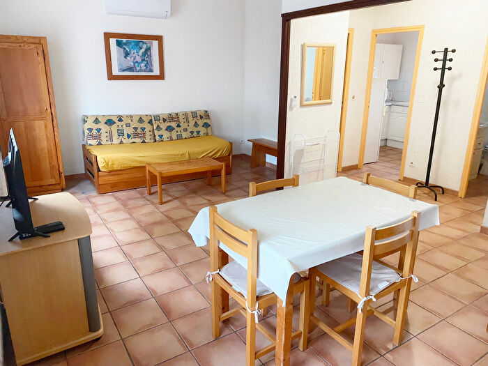 Appartement à louer - Vias, Ville - 2 pièces - 1 chambre