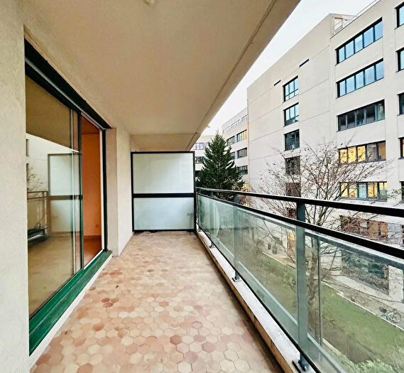 Appartement à vendre - Lyon e  - 3 pièces - 2 chambres