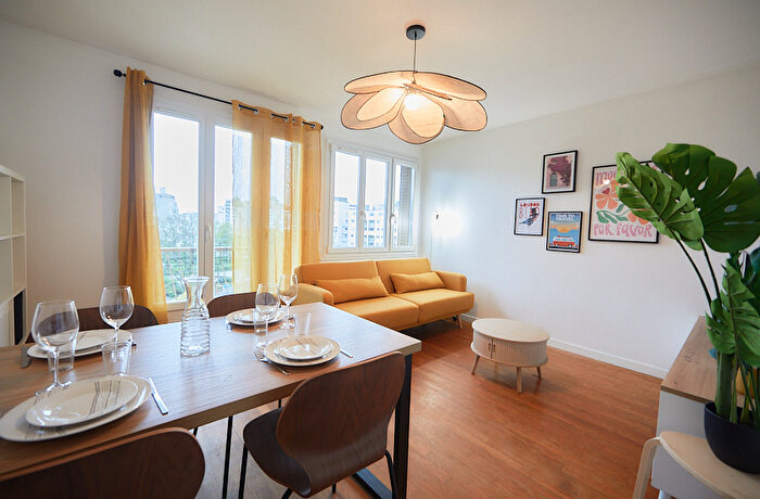 Appartement à louer - Dijon, Clémenceau, Gare, Porte Neuve - 4 pièces - 3 chambres