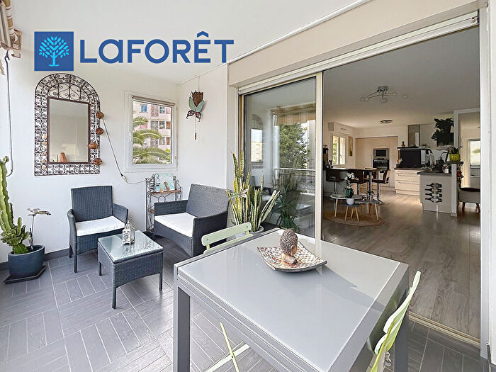 Appartement 3 pièces à vendre - Cagnes-sur-Mer, Le Val Fleuri