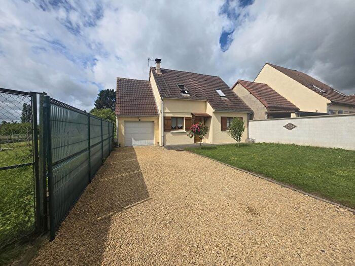 Estrées-Saint-Denis - Maison 5 pièces à vendre