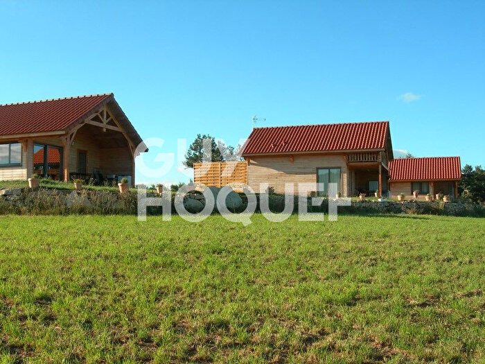 Maison à vendre - Venteuges - 8 pièces - 5 chambres