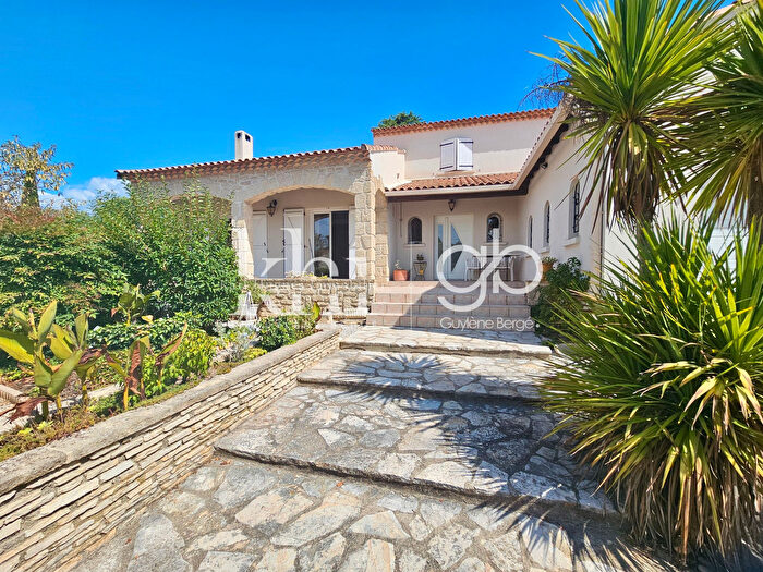 Maison à vendre - Juvignac - 5 pièces - 3 chambres