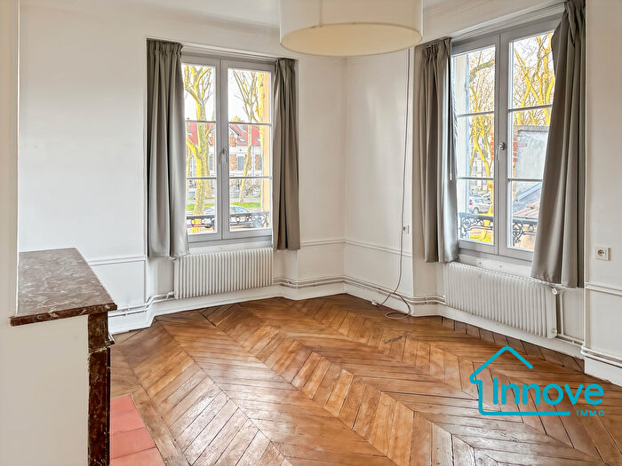 Appartement à louer - Versailles, Montreuil - 2 pièces - 1 chambre