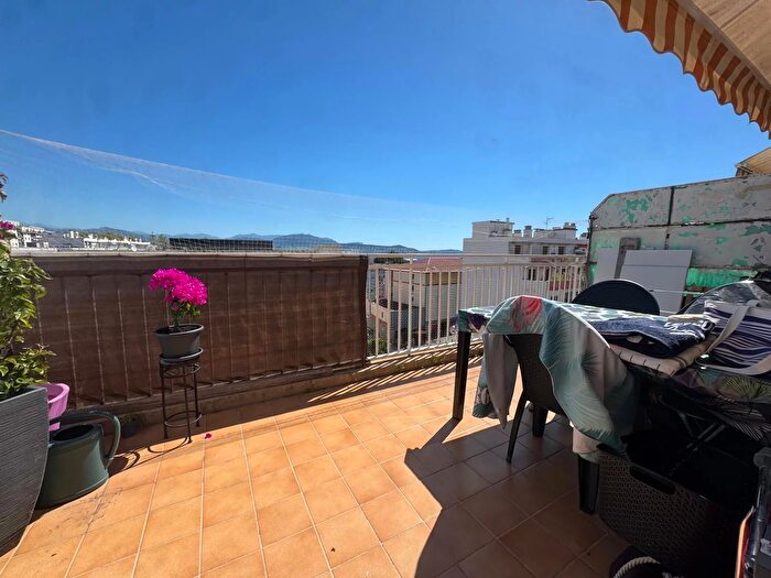 Nice, Arenas - Appartement 3 pièces à vendre