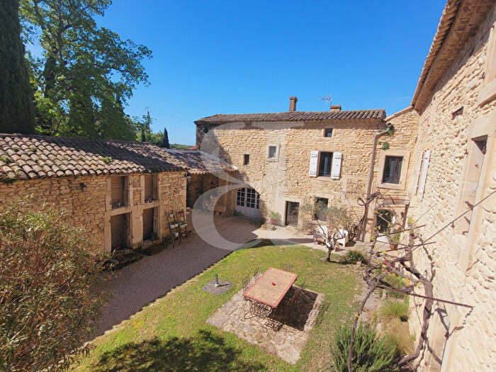 Maison à vendre - Grignan - 16 pièces - 7 chambres