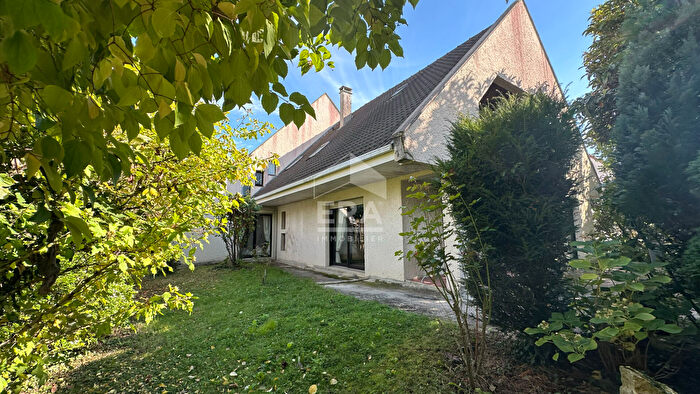 Maison à vendre - Guyancourt, Village - 7 pièces - 4 chambres