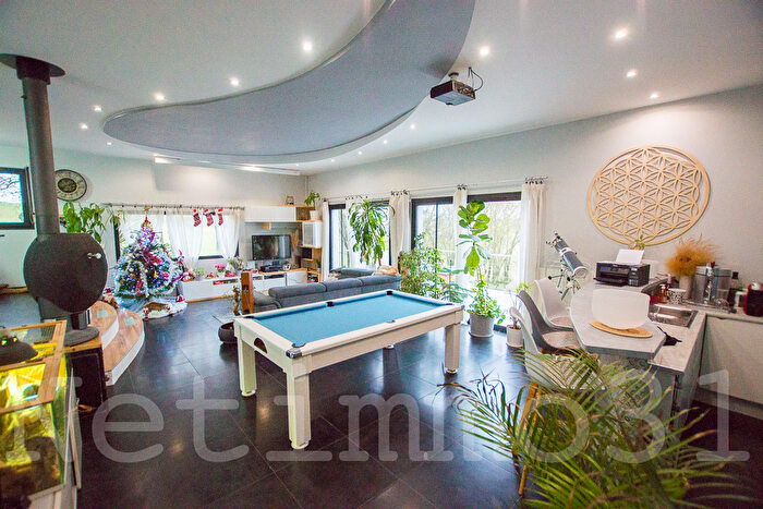 Maison à vendre - Revel - 6 pièces - 5 chambres