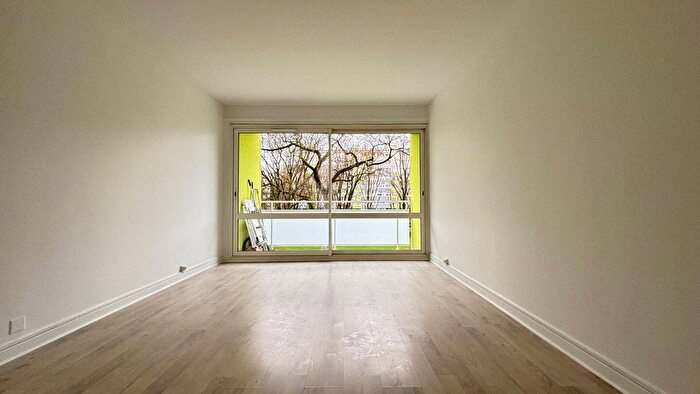 Appartement à louer - Le Moulin a Vent, Ris-Orangis - 2 pièces - 1 chambre