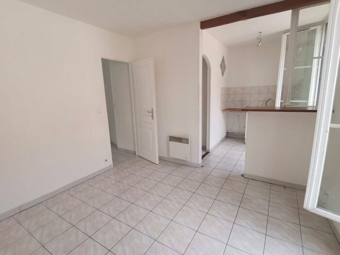 Appartement à louer - Chaumont-en-Vexin - 2 pièces - 1 chambre