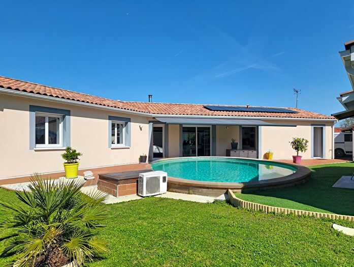 Maison 5 pièces à vendre à Izon