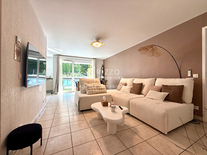 Appartement 4 pièces à La Roche-sur-Foron, à vendre