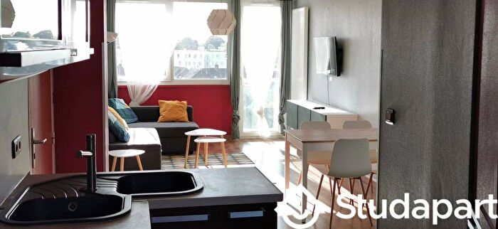 Appartement 3 pièces à louer à Paul Bert-Jules Guesde, Lys-lez-Lannoy