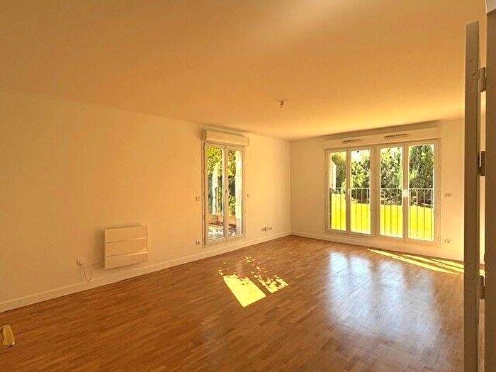 Appartement à louer - Porchefontaine, Versailles - 5 pièces - 4 chambres