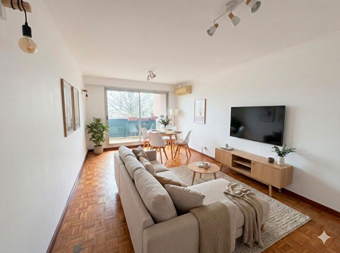 Appartement à louer - Marseille e , Saint-Julien - 3 pièces - 2 chambres