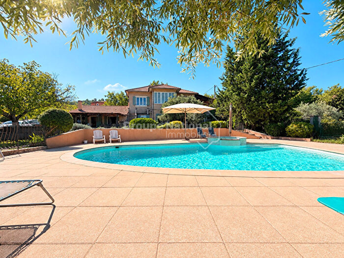 Maison 7 pièces à vendre à Allemagne-en-Provence
