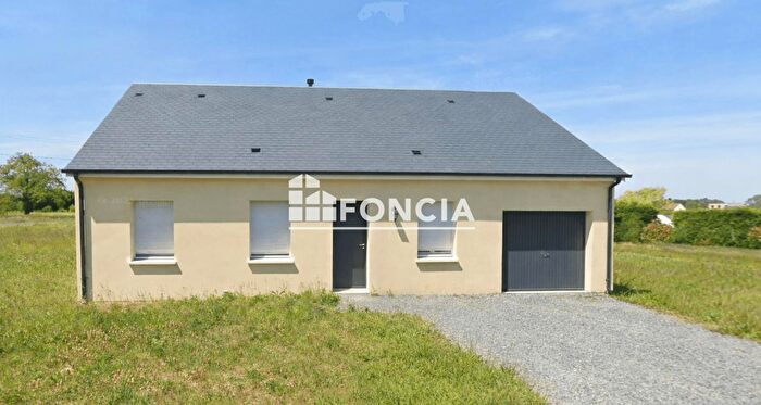 Maison à vendre - Savigné-sur-Lathan - 4 pièces - 3 chambres