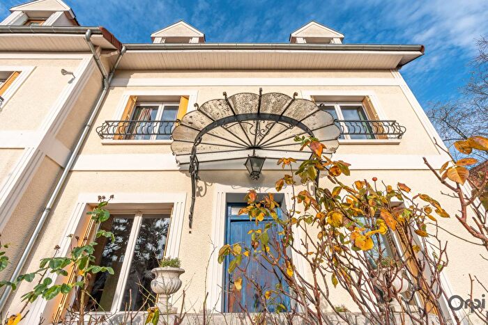 Maison à vendre - Champigny-sur-Marne, Plant, Tremblay - 7 pièces - 6 chambres