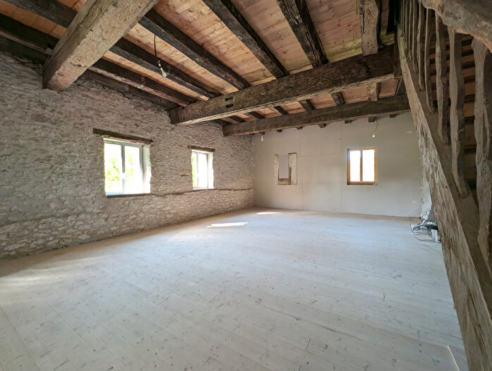 Maison à vendre - Castillonnès - 11 pièces - 5 chambres