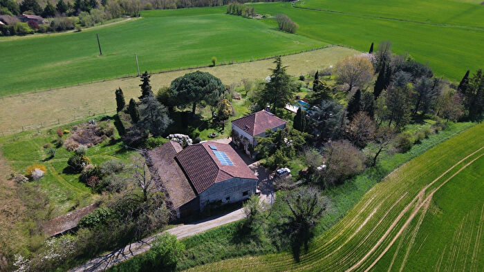 Maison à vendre - Perville - 19 pièces - 7 chambres