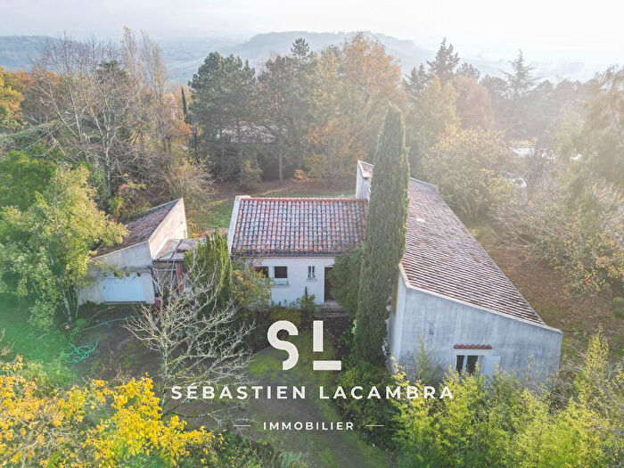 Maison à vendre - Puygouzon - 4 pièces - 3 chambres