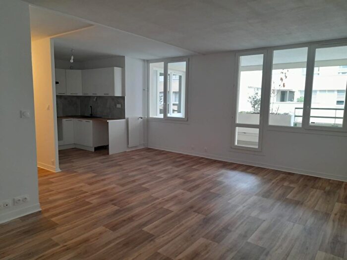 Trappes, Centre-ville, Jaurès, Gare - Appartement 4 pièces à louer