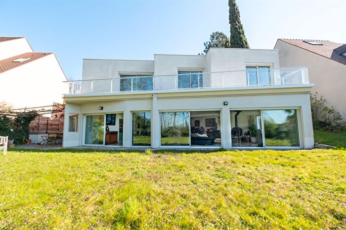 Maison 7 pièces à vendre à Margency