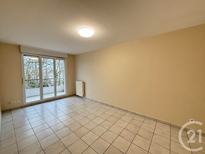 Appartement à louer - Chartres, Hôtel Dieu, Grand Faubourg - 2 pièces - 1 chambre