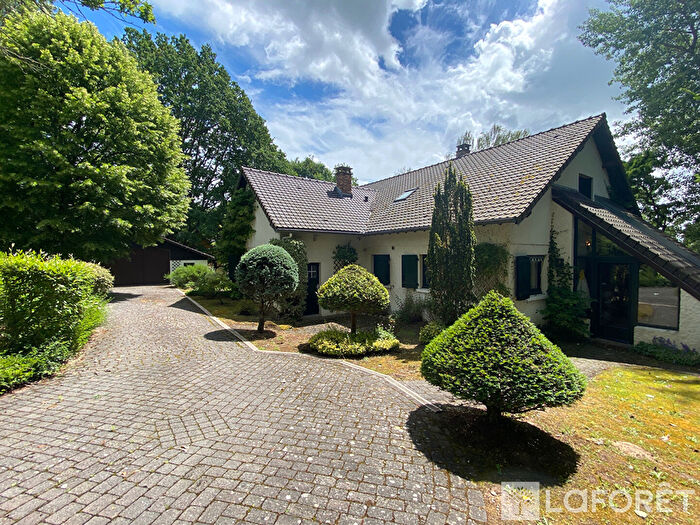 Milon-la-Chapelle - Maison 9 pièces à vendre