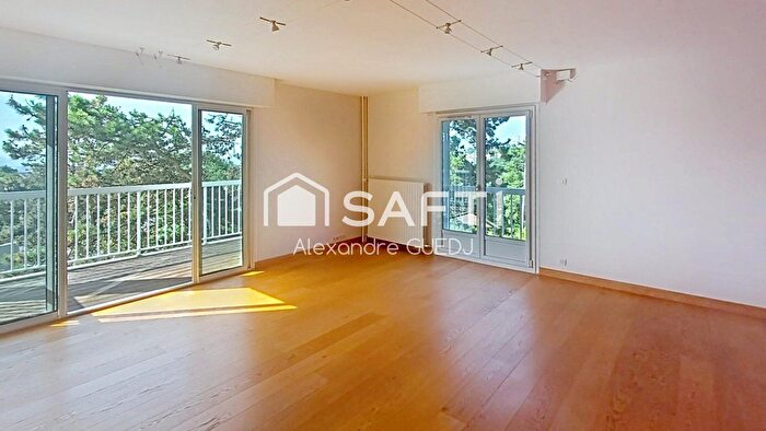 Caluire-et-Cuire, Vassieux, Crépieux - Appartement 4 pièces à vendre
