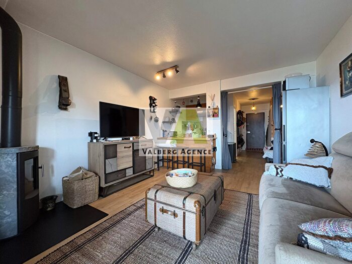Appartement 1 pièce à Guillaumes, à vendre