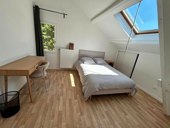 Vitry-sur-Seine, Les Ardoines : Appartement 1 pièce à louer