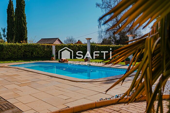 Maison à vendre - Charnay-lès-Mâcon - 7 pièces - 5 chambres