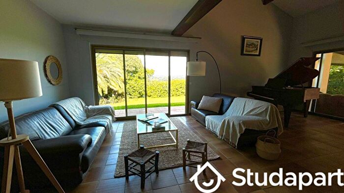 Appartement à louer - Arcangues - 1 pièce - 5 chambres