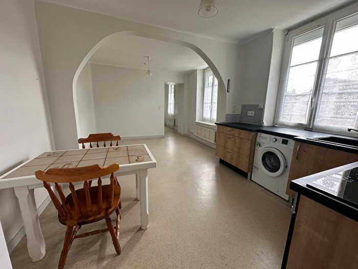 Appartement à vendre - Gien, Centre-ville - 3 pièces - 1 chambre