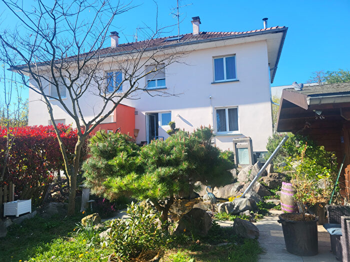 Maison à vendre - Saint-Louis, Bourgfelden - 6 pièces - 4 chambres