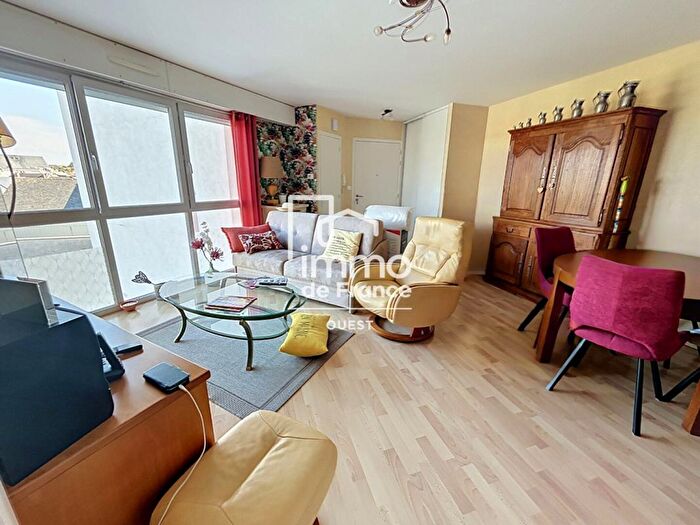 Appartement 2 pièces à Laval, Les Pommeraies, à vendre
